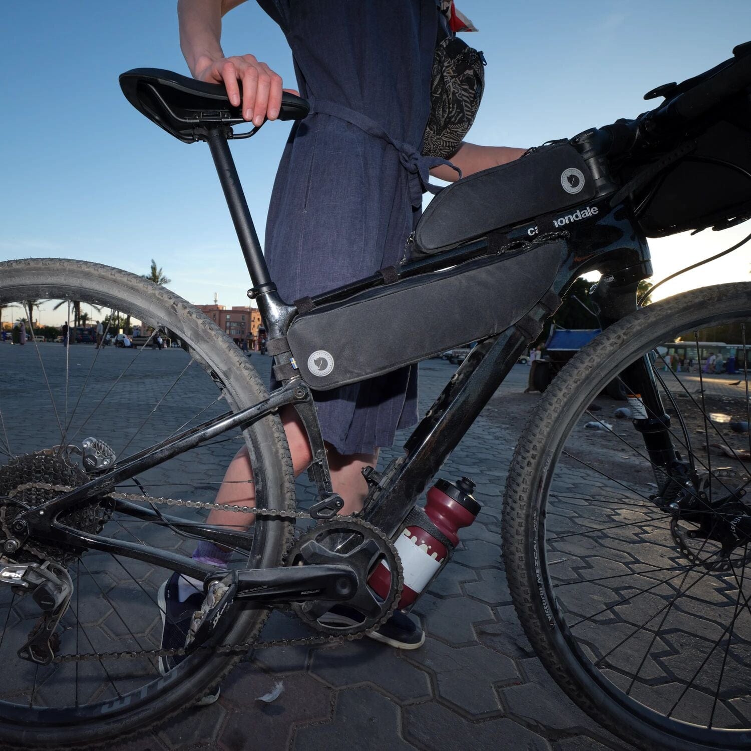 Hoja Frame Bag M | Fjällräven New Zealand